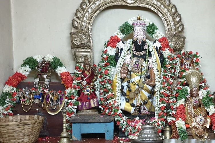 Srimad Andavan arrives at Srirangam Periashramam - Srirangam Srimad ...
